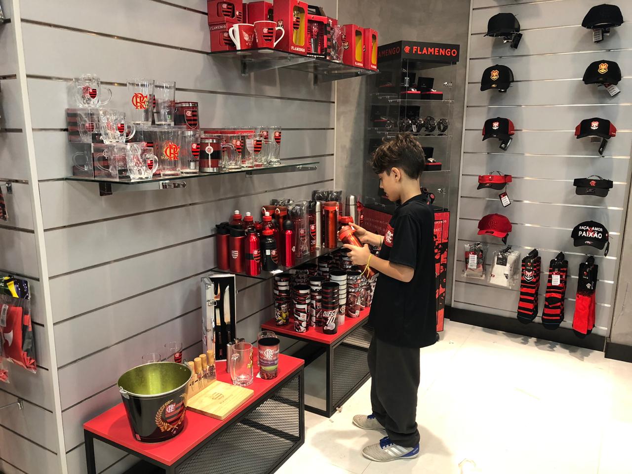 FLAMENGO: Loja da Nação Rubro Negra é inaugurada em Conquista - Blog do ...